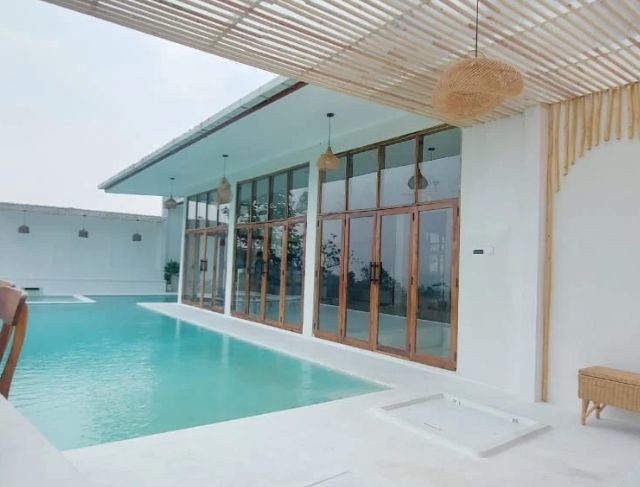 Review Slidehill Villa by Canvas Cottage Sentul — Villa Unik dengan ...